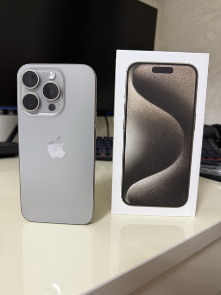 Iphone 15 pro, 100% akkamulator. 3 oy oldin olingan