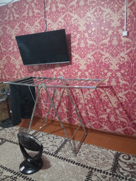 Kvartira bor qizlarga 600 mingdan hamma sharoitlari bor