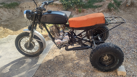 Moto trayk kavasaki