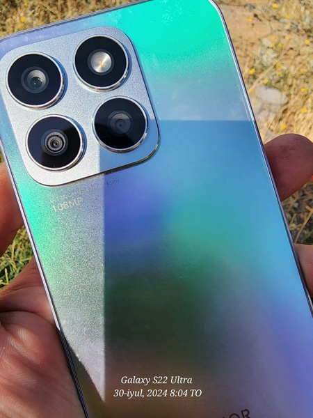 Honor x 8 b holati ideal