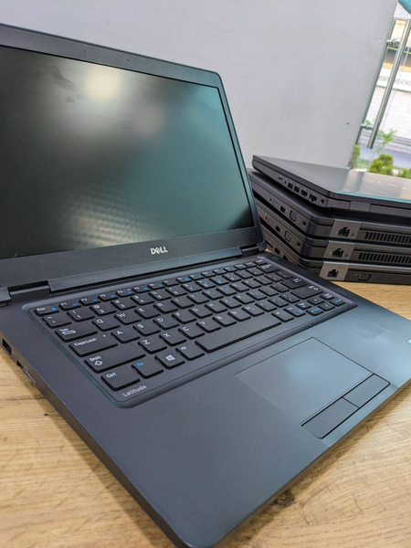 Dell 5480 inetel r core i57300/ozu 8 GB ddr4/nvm m2 256 gb