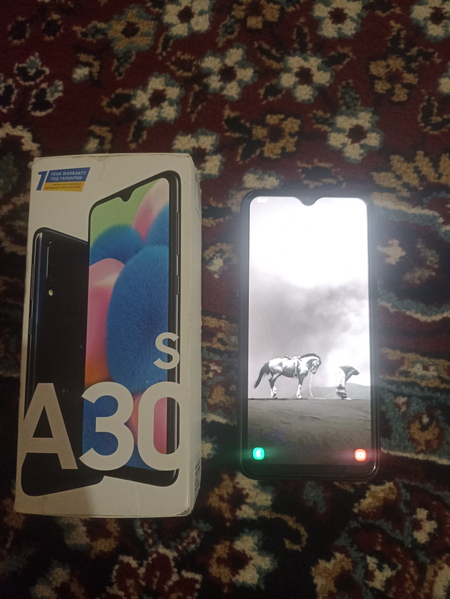 Samsung A30s sotiladi