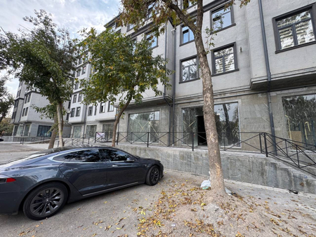 Продается 100м2 Нежилое 1 этаж ор-р Ялангач , не доезжая эко базара