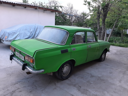 Срочно продаётся АЗЛК 1980