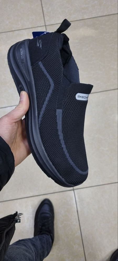 Великан  мужские skechers ultra Go