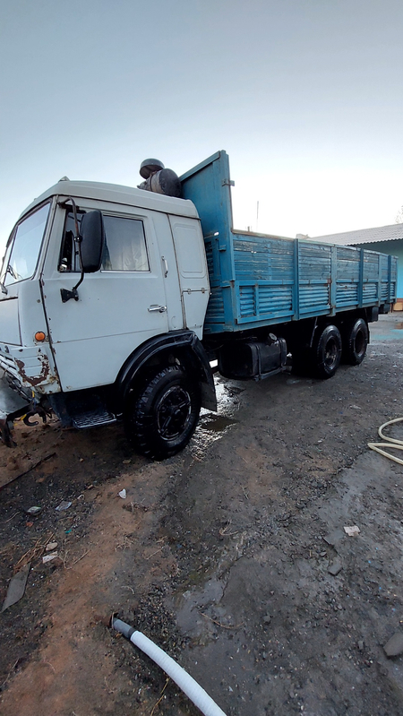 Kamaz sotiladi 53212