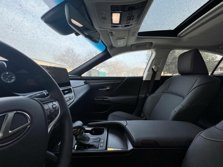 Lexus ES300 hybrid