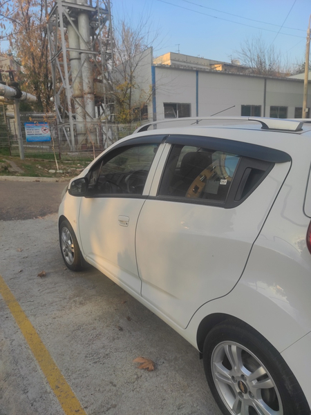 Продаю Спарк автомат