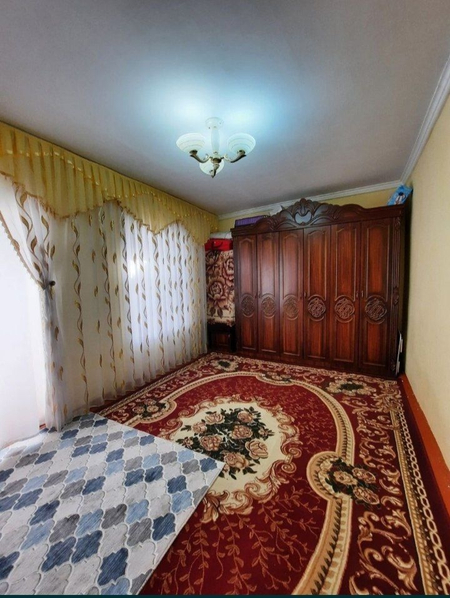 Xovli Samarkand, Vozle vokzal
