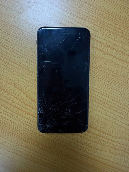 Ayfon 7+ sotiladi zor tel