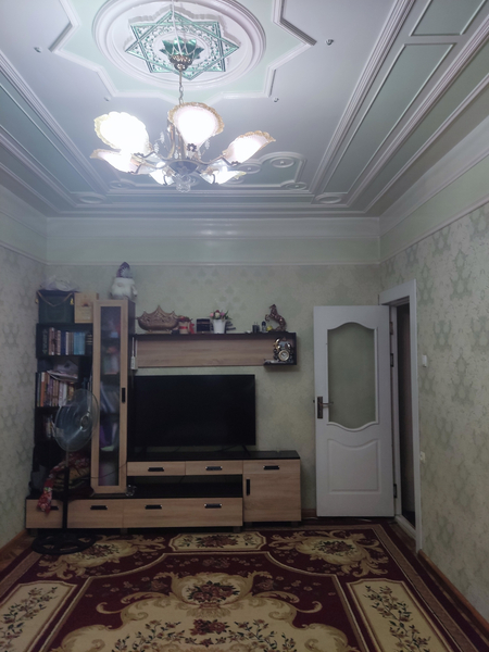 Продаётся Чилонзор 17 кв 2/2/4.1'5-3 балкон.