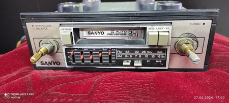 Магнитола Sanyo c полным FM. После профилактики.