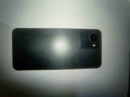 realmi  c30s 900.000 sum kami bor (Buxoro)