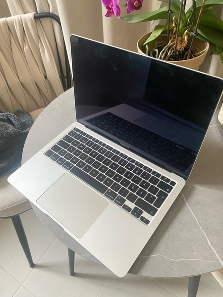 Macbook M2 air 2022 8/256