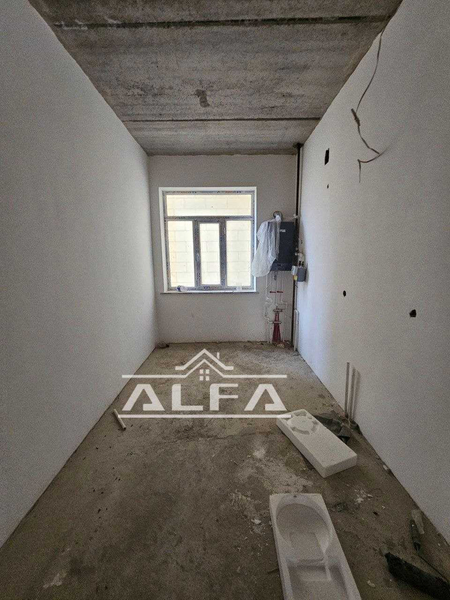 2 xonali 85m² 3-qavat sotiladi.