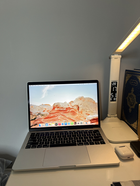 Macbook Pro 2018 8/512GB каробка документ идеальное состояние