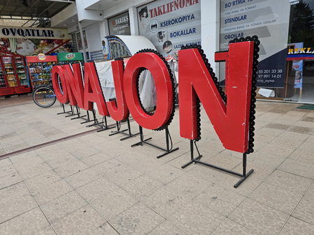 Onajon Otajon yonuvchi harflar biznes bukva arenda