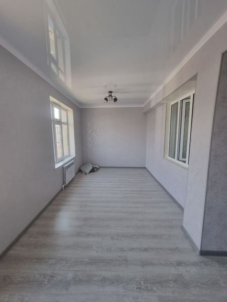 2 хона 5 этаж 80 м²