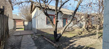 Продаётся дом срочно с мебелью 15 соток возможен вариант расрочка