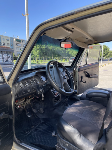 Lada 2106 srochna sotiladi