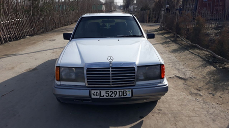 Mersedes benz 260 E w 124