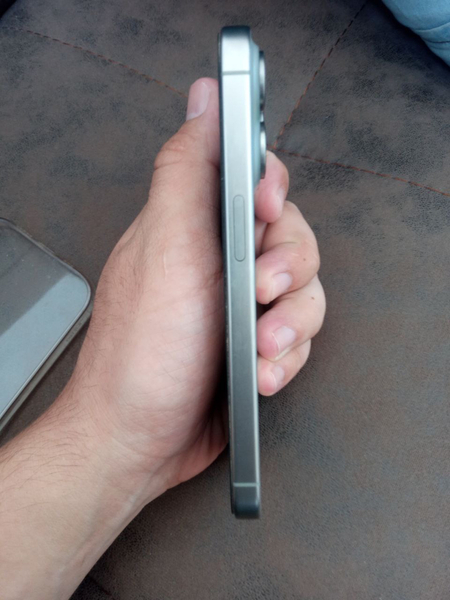 Iphone 15 pro sotiladi