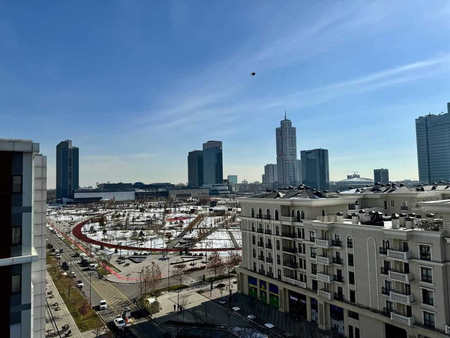 Срочно продается квартира ЖК Gardens  Вид на парк 3/9/9  