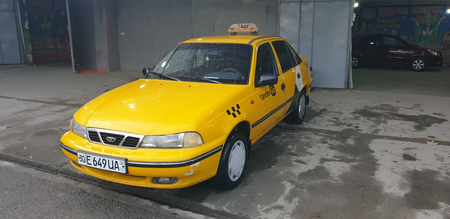 Срочно продаю свою машину
