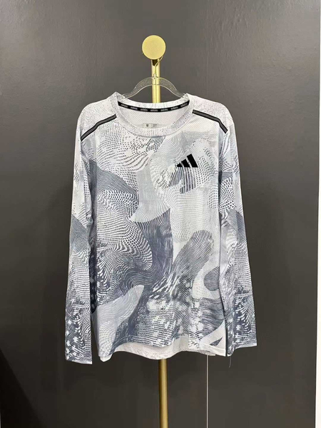 Продается Adidas мужская одежда Размер Xl