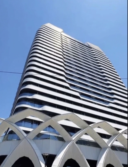 Срочно продается 2-комнатная квартира на U-towe г.Ташкенте