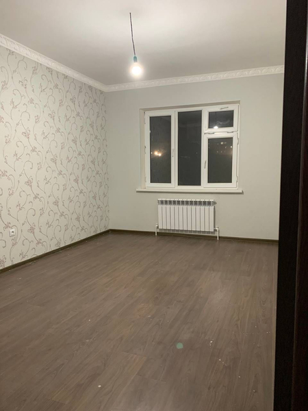 Новостройка Не торец, хороший ремонт, кухонный мебель, балкон 2х6