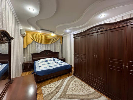 Продается 3х крмнатная квартира,массив Госпитальный,Мирабад,95м2