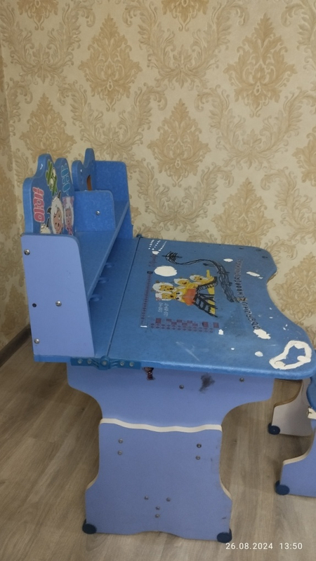 Детская парта Б/У
