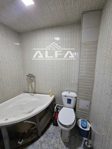 1 xonali 35m² 4-qavat sotiladi.