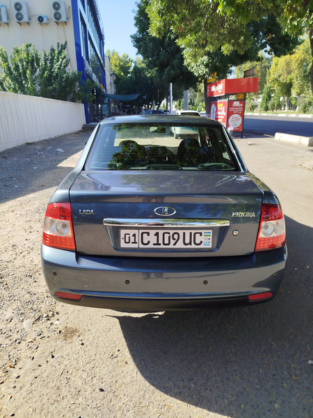 Lada Priora lada