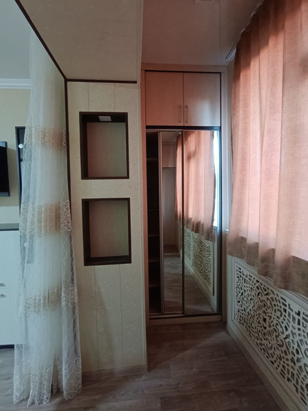 Юнусабад 2кв. 1ком квартира с ремонтом