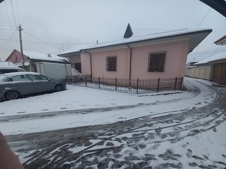 ПРОДАЕТСЯ дом Мирабадский район Ул Эски отчопар 3.3-соток