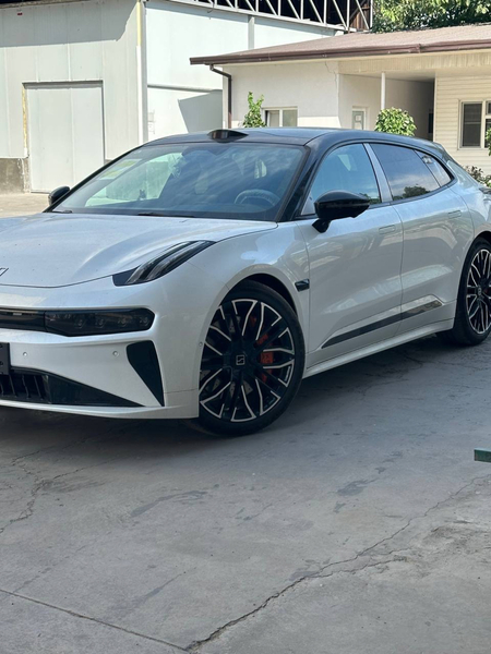 Zeekr 001 Z Sport restayling 2024