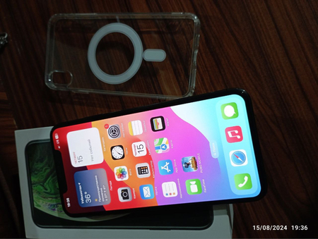 Iphone xs max sotiladi