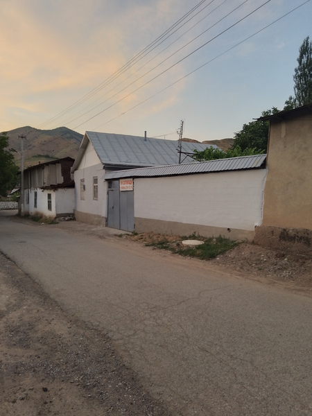 Продаётся своя земляной участок.  Uy sotilada yeri bilan XUMSONDA