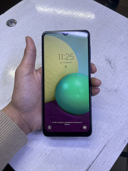 Samsung A02.                                                         .