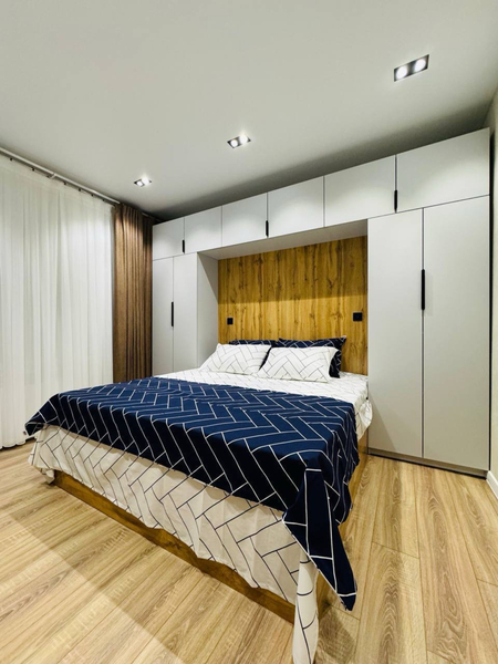 Продается 3х комнатная квартира,Новомосковская,кирпич,60м2