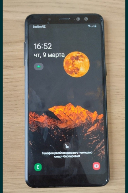 Samsung galaxy A8
Zaryadi 1 kunga yetadi
3/32
Holati yaxwi 
Pul kereli