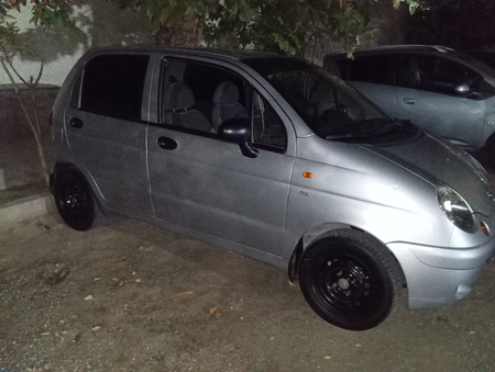 Matiz 2010-yil lyuks bez Konditsioner. Probeg 75 ming km. Metan bor.