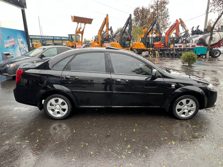 Chevrolet Jentra