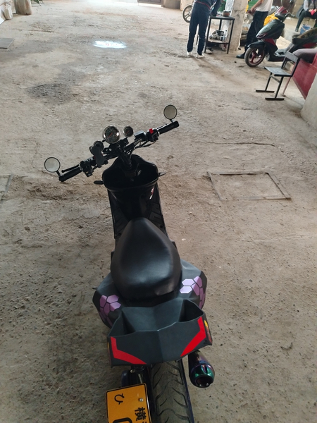 Moto sikil sotiladi benzin