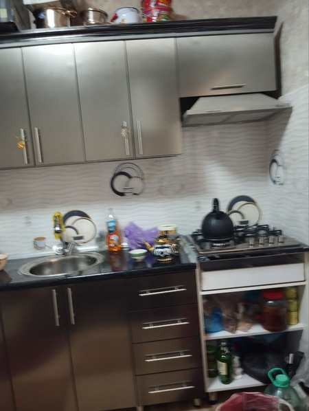 Miraj 1 dala hovli sotiladi
