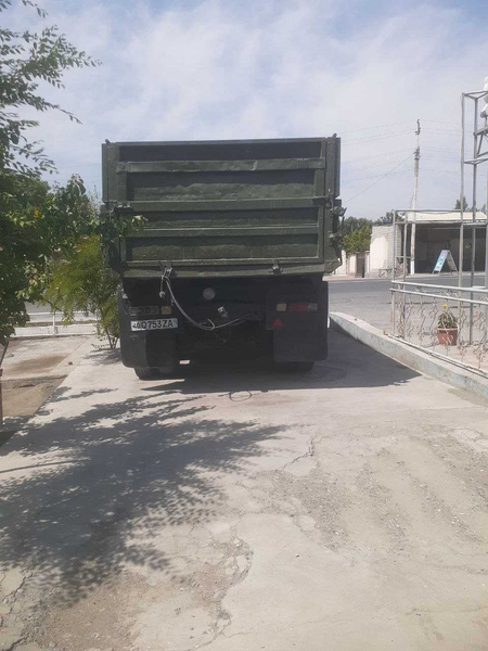 KAMAZ 55102                                                          s