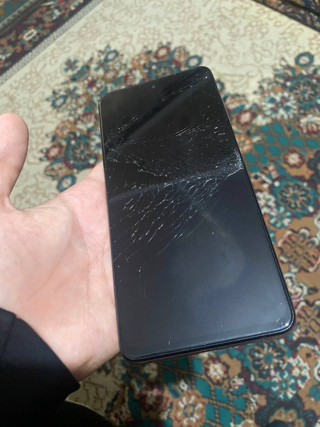 Продаю Poco X3 Pro