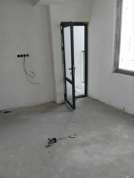 Продаётся квартира 1/5/12  Боз базар метро БИЙ ID: 54705